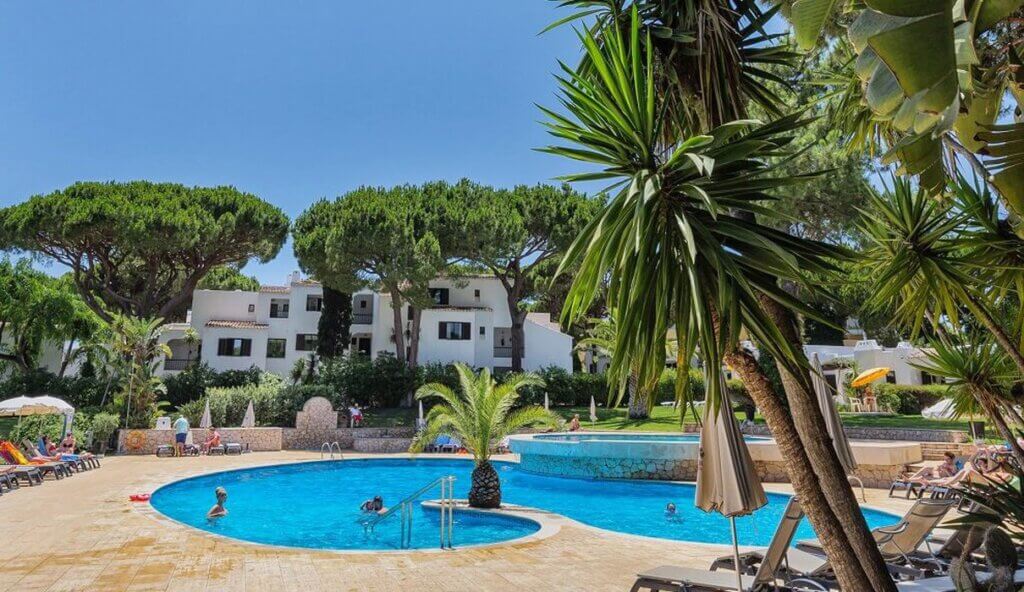 Balaia Golf Village - Packages & Nearby Golf Courses